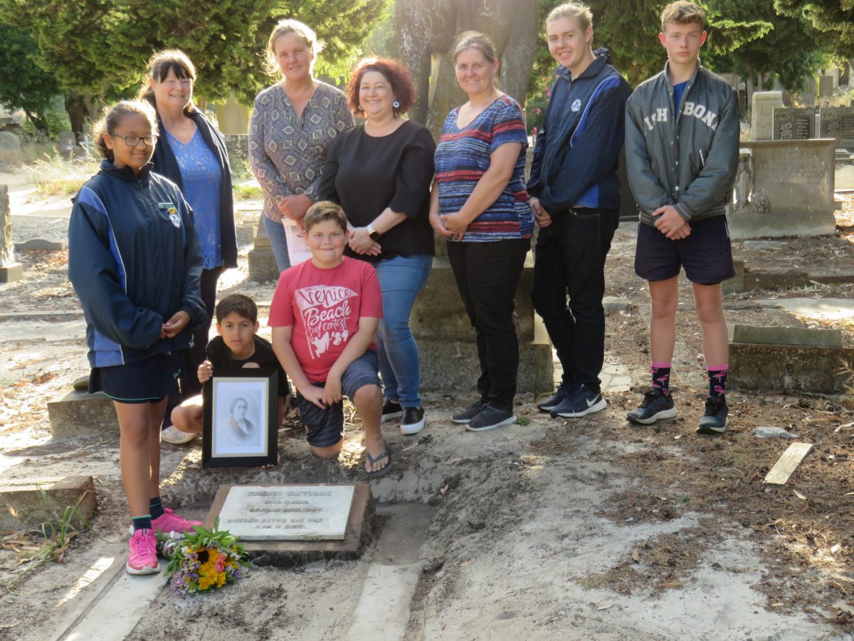 Die FAK onthou Sarah Raal - FAK