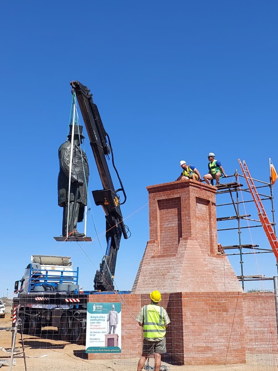 Top 100 Afrikaanse liedjies, deur Daantjie Badenhorst - FAK